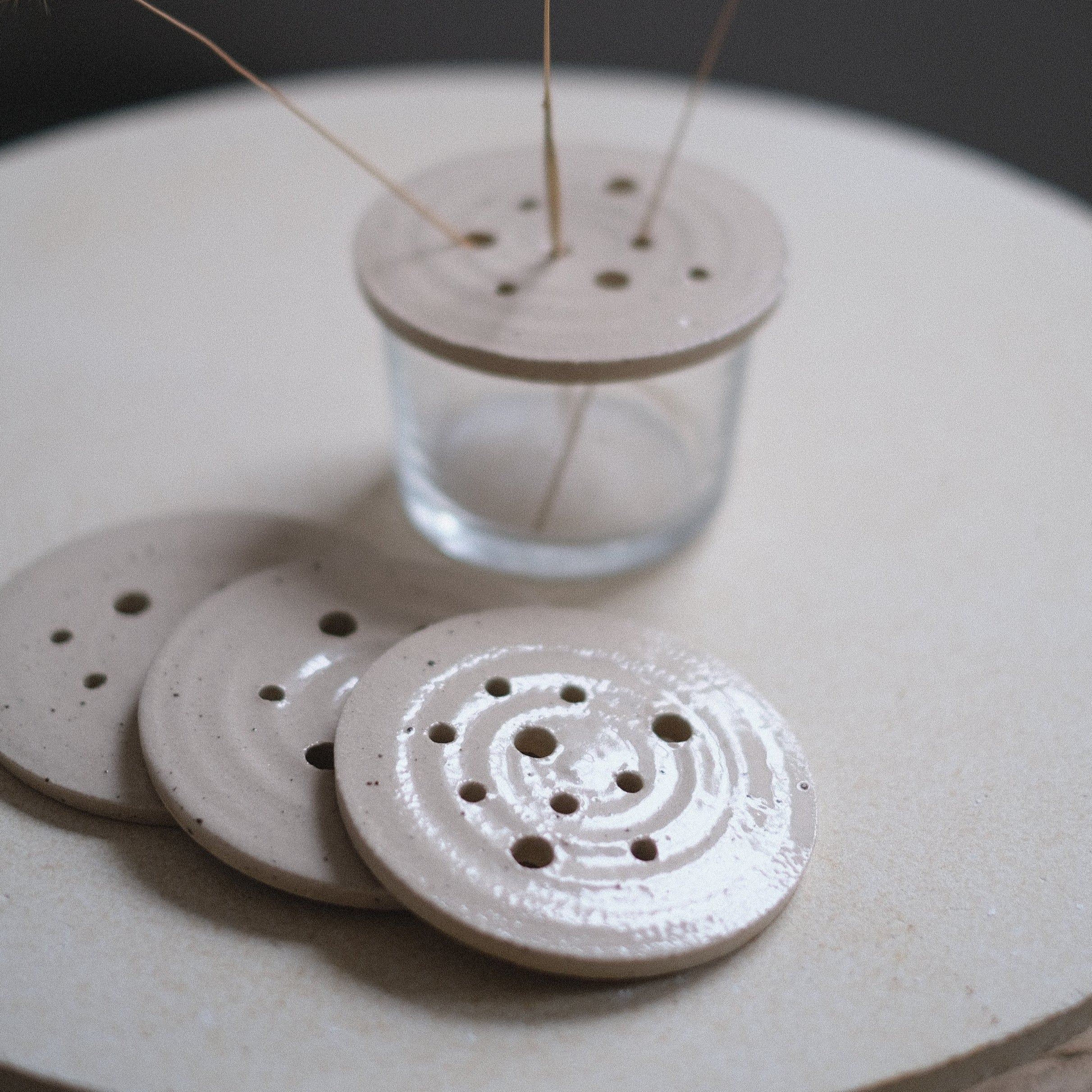 Eleanor Torbati Ceramics - Ceramic Stem Holder – Atwin Store