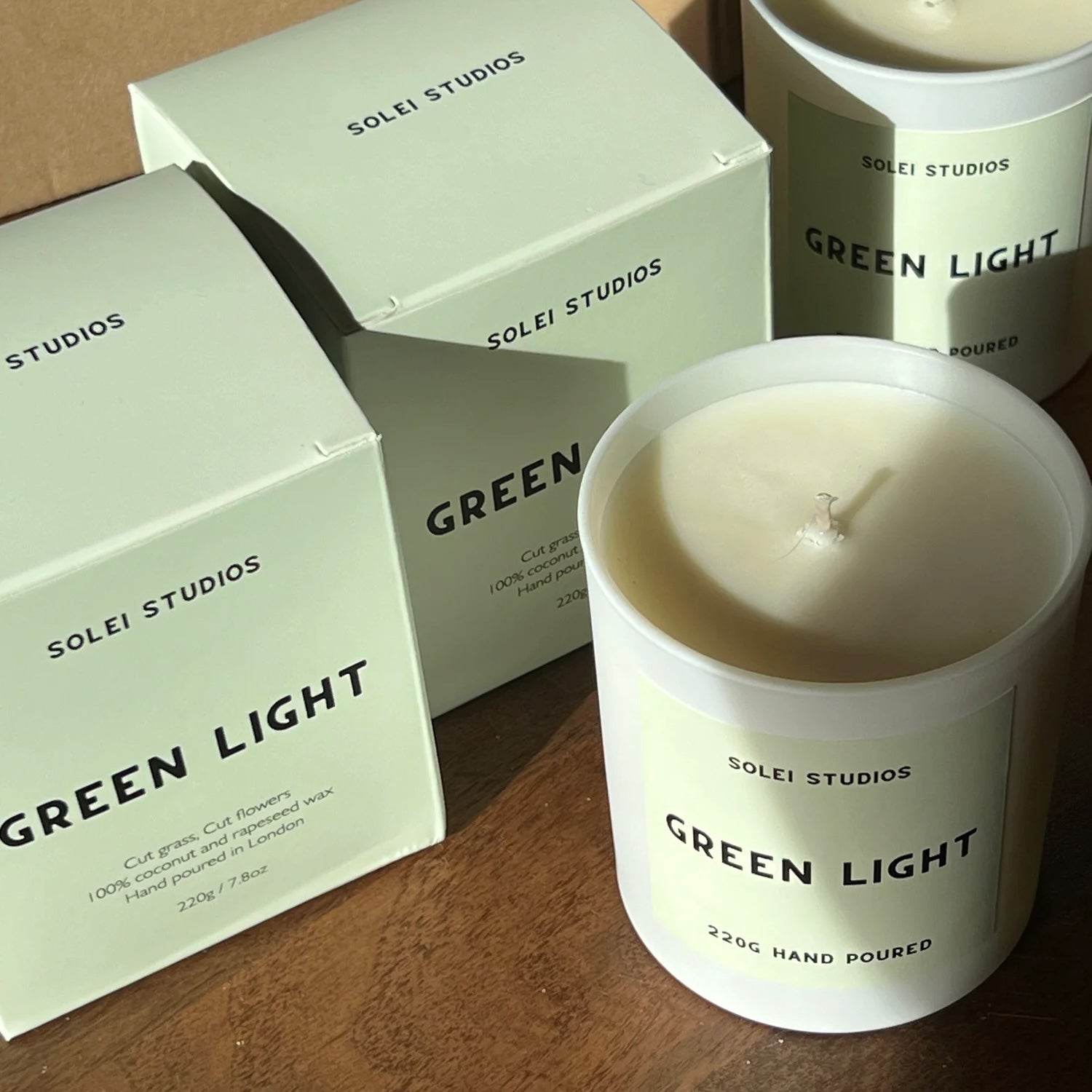 Solei Studios - Green Light Fragrance Candle – Atwin Store